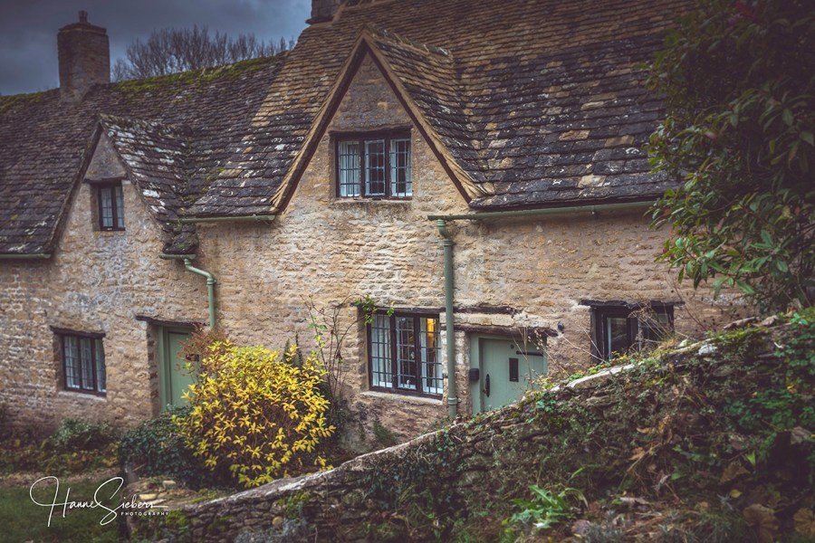 Cosy Cotswolds Cottages | FabFourBlog